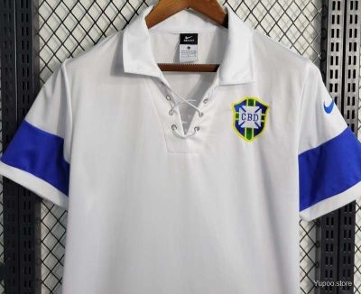 Brazil retro football kit 2004